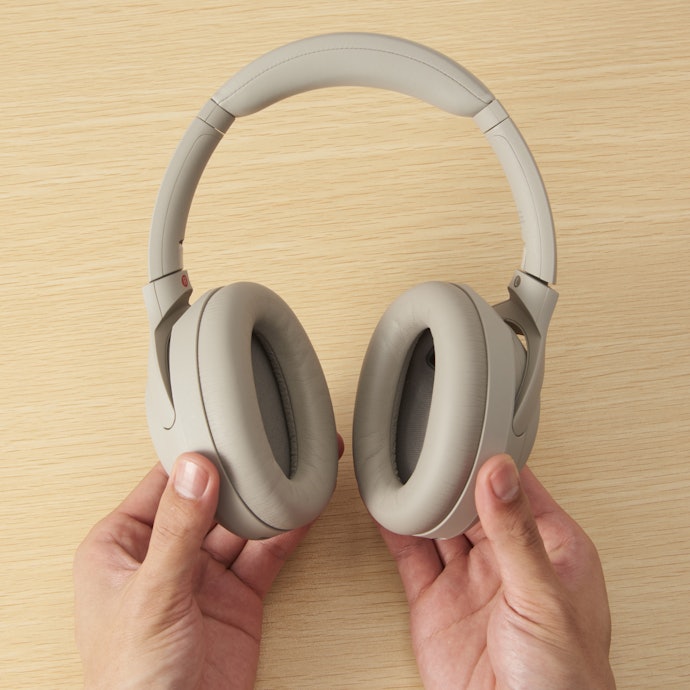 SONY WH-1000XM4を徹底レビュー!実際に使ってわかったメリット SONY WH-1000XM4を徹底レビュー!実際に使ってわかったメリット